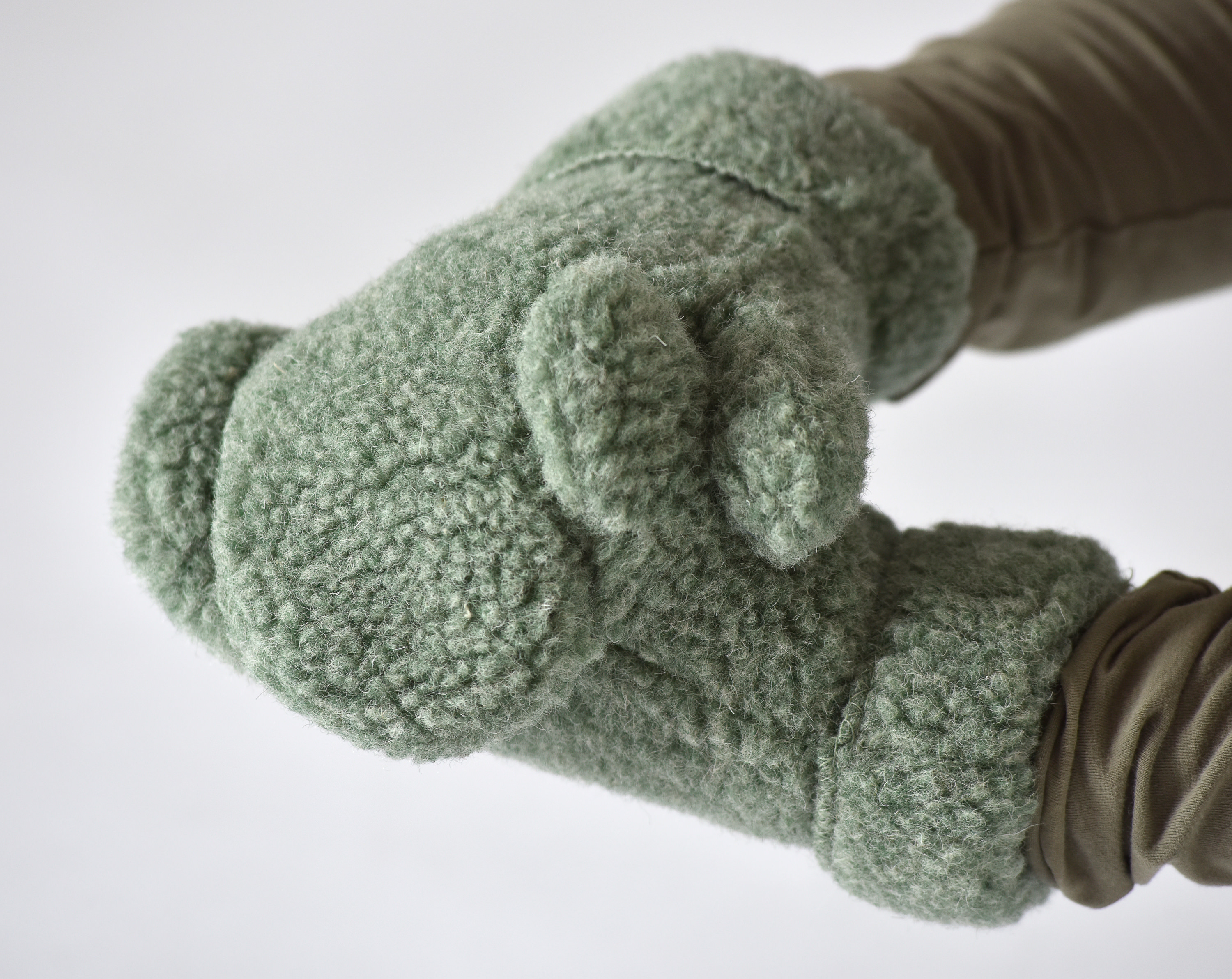 Buy women s green wool fleece mittens from Irish Inspiration Irish Inspiration